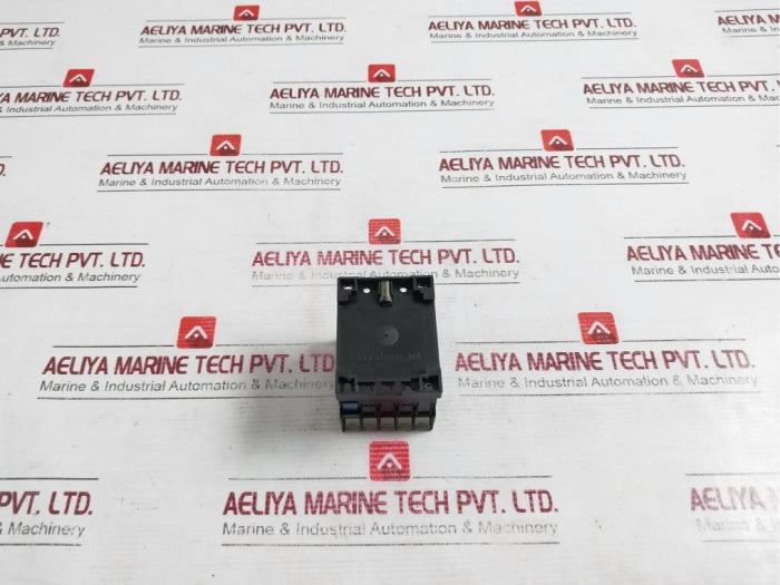 Telemecanique Ca2Kn Control Relay 220/230V 50/60Hz 10A 690V – Aeliya Marine