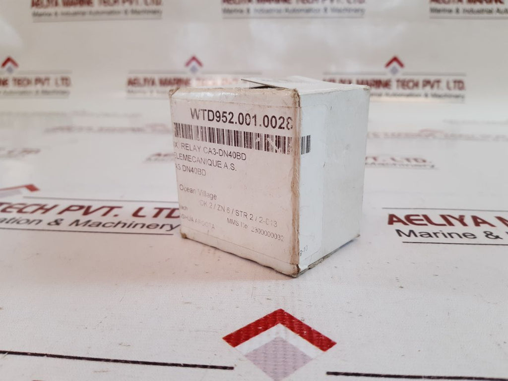 Telemecanique ca3kn40bd3 control relay with box – Aeliya Marine