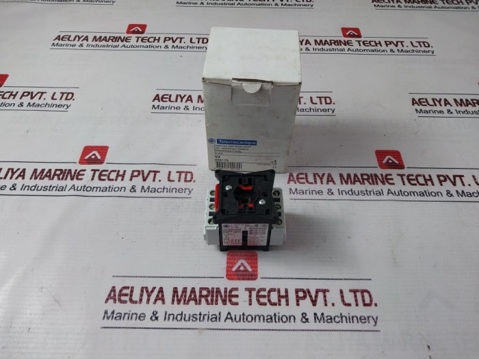 Telemecanique Kcf1Pz 3 Pole Isolated Load Break Switch Set – Aeliya Marine