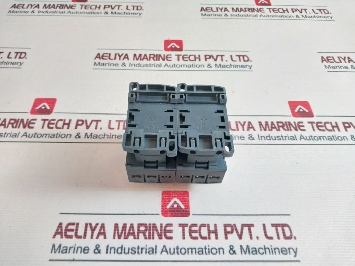 Telemecanique Lc1D09 P7 3-pole Reversing Contactor – Aeliya Marine