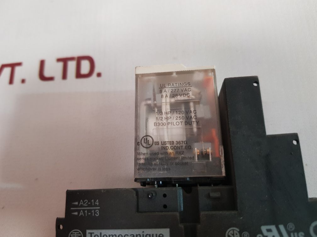 Telemecanique Rxm4Ab2Bd Relay With Rxze2S114M Socket Base – Aeliya Marine