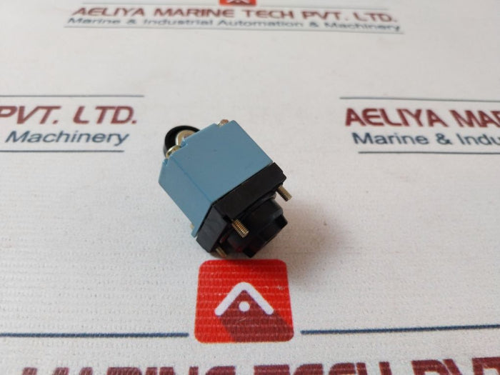 Schneider Telemecanique Zck-d15 Limit Switch-thermoplastic Roller Leve ...