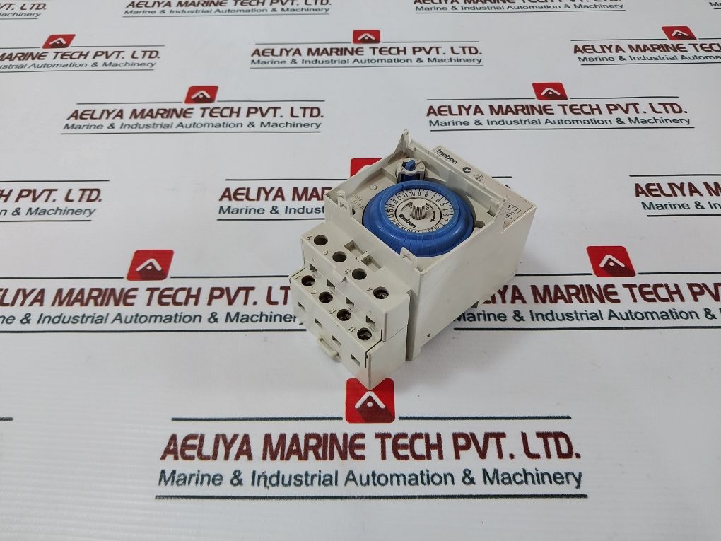 Theben Syn 161 H Analog Clock Timer 230V/50Hz – Aeliya Marine