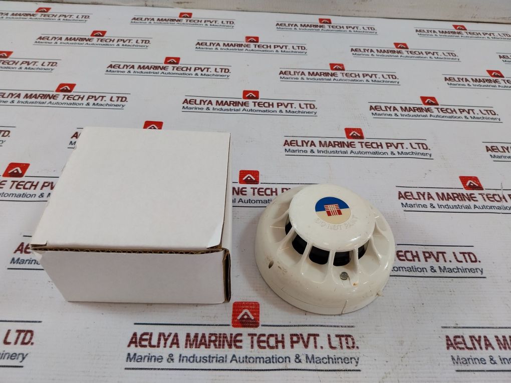 Thorn Security Mr901M Optical Smoke Detector – Aeliya Marine