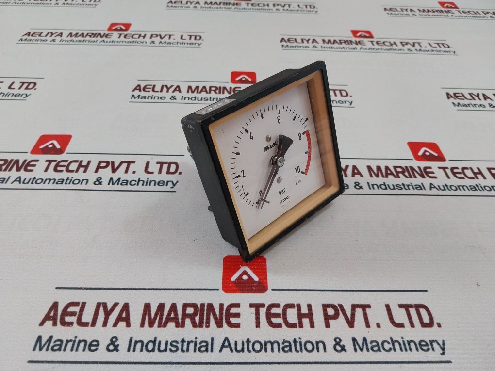 Vdo Mak 0-10 Bar Panel Meter Kl.1.0 – Aeliya Marine