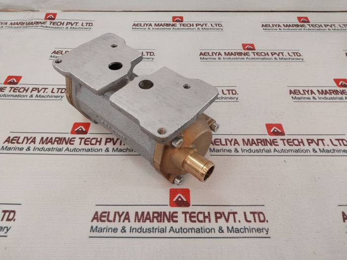 Volvo 861600 Oil Cooler Housing – Aeliya Marine
