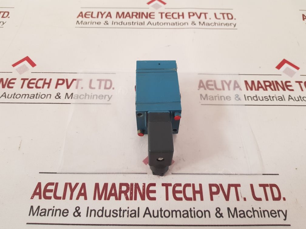 Wabco 3410400060 Pneumatic Pressure Switch – Aeliya Marine
