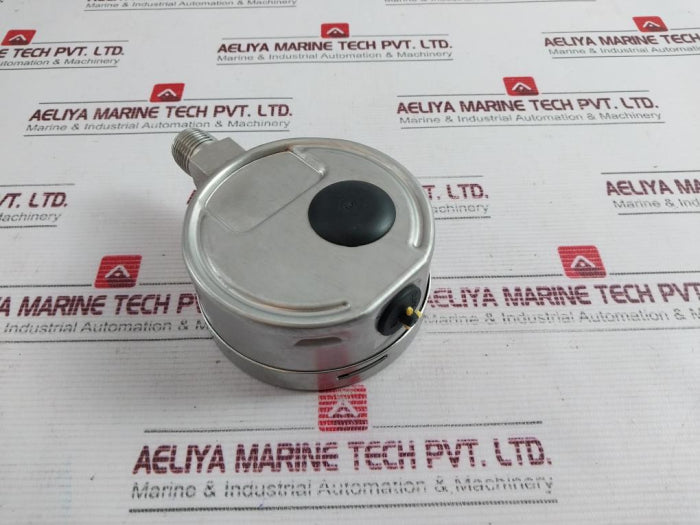 Wika 233.50.100 Pressure Gauge 0–16 Bar – Aeliya Marine