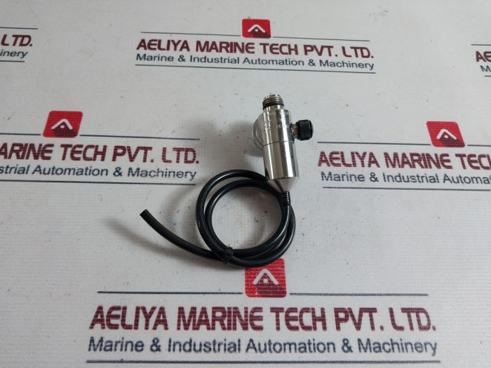 Wika Gx-2001 Pressure Gauge 0-1000 Psi – Aeliya Marine