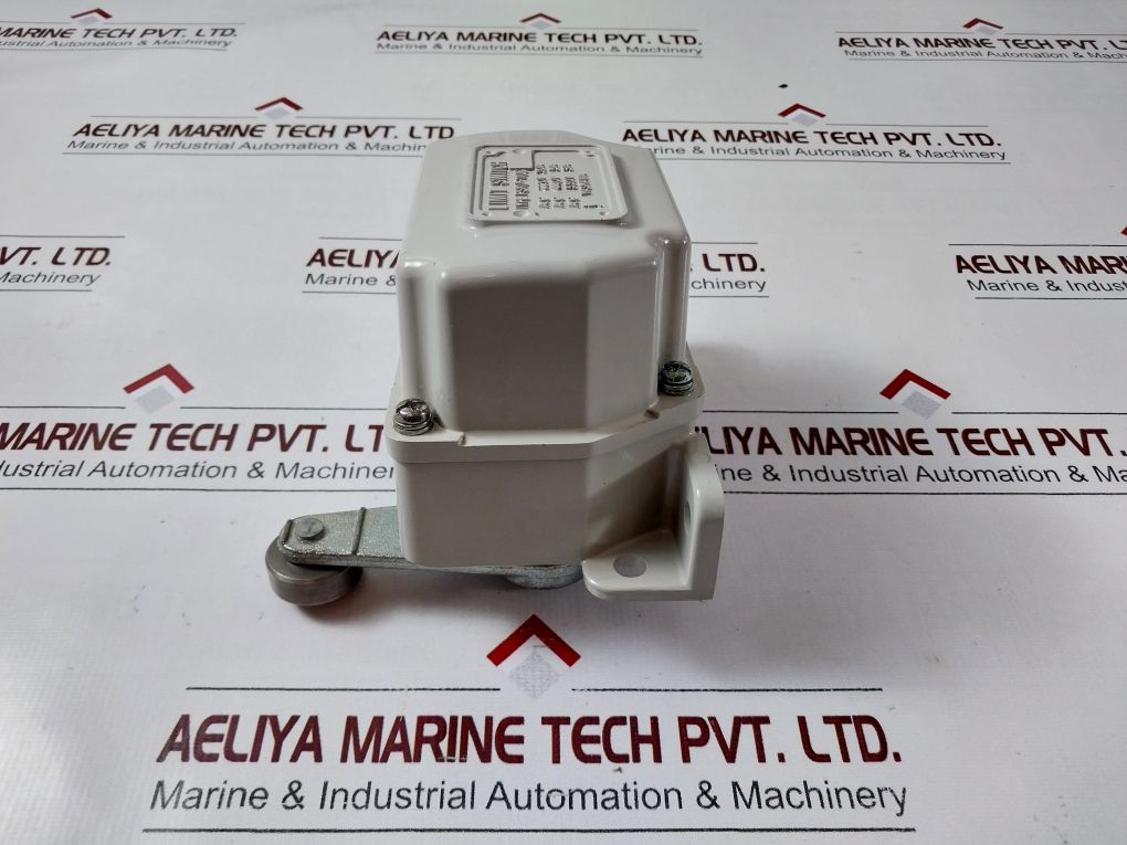 Yaskawa Psku-110C Limit Switch – Aeliya Marine