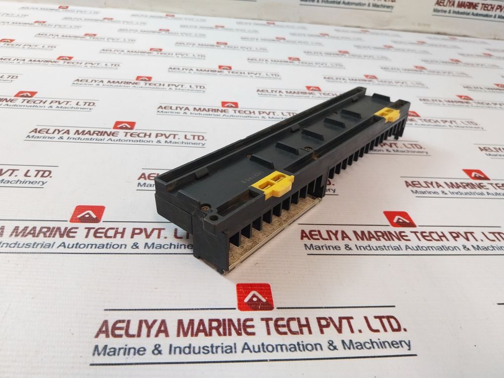 Yoshida Electric Psd-50V4 Terminal Block 125A – Aeliya Marine