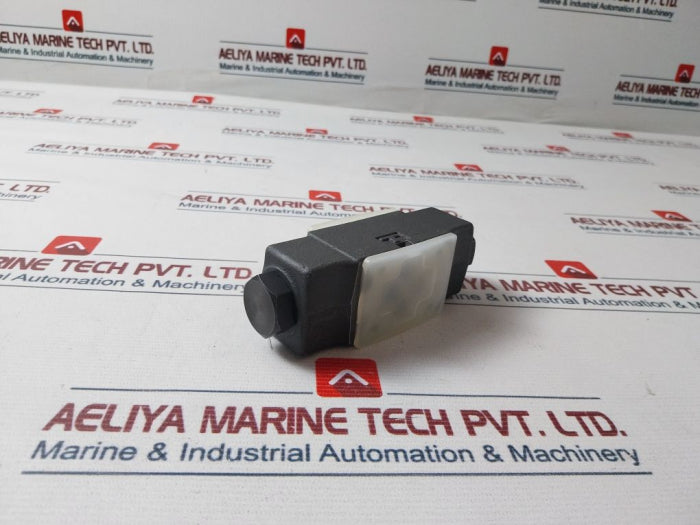 Yuken Mpw-01-4-4001 Pilot Operated Check Modular Valve – Aeliya Marine