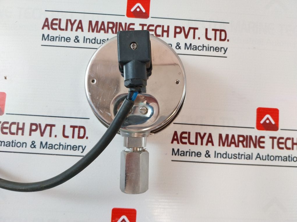 Zurich Zpu 14N Adjustable Differential Pressure Switch 0-6000 Psi ...