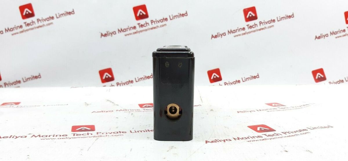 Rs 413-917 Gec Type Rs32H 32A 660V Fuse Carrier Red Spot – Aeliya ...